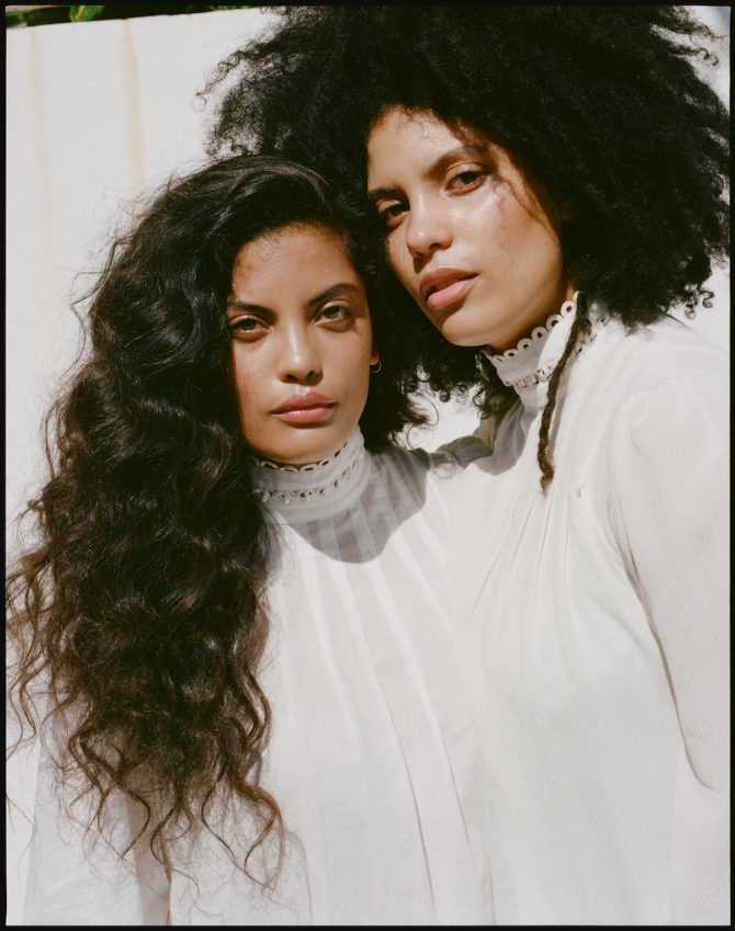 Ibeyi、2ndアルバム『Ash』を10月にリリース Kamasi Washington参加の新曲「Deathless」が公開に ...