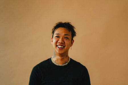 guca owl、およそ1年ぶりの新曲「DIFFICULT」配信 強気なパンチラインが光る、ひねくれ者のブルース