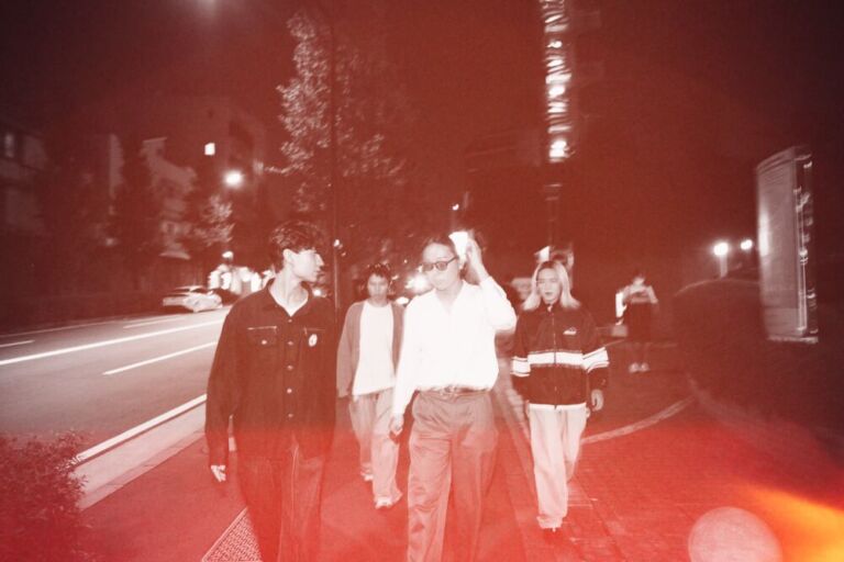 【INTERVIEW】抑圧された世界を自由に踊らすBillyrrom。加速する6人の向かう先とは