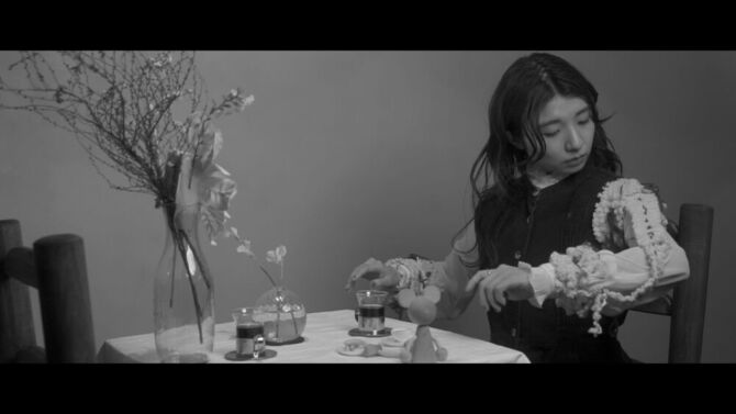 高井息吹、最新EP『PIANO』より「呼吸」MV公開 - Spincoaster (スピンコースター)