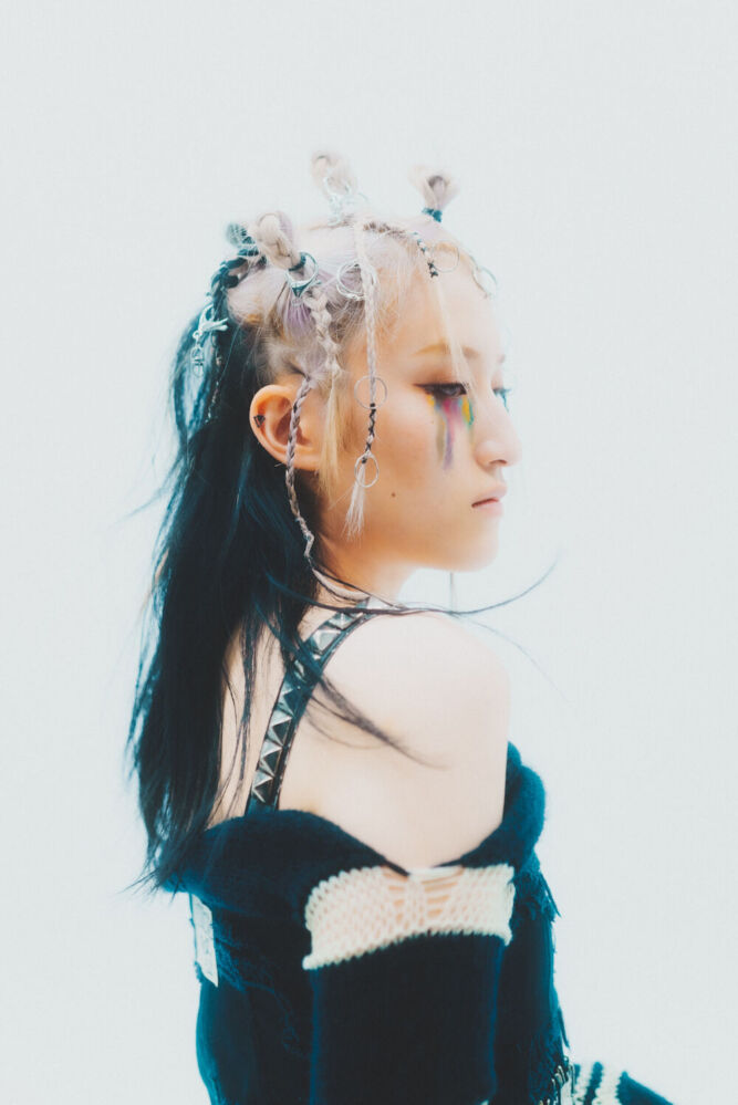 Tina Moon、1stアルバム『MY ARMS.』本日リリース ＆ 初ワンマン開催