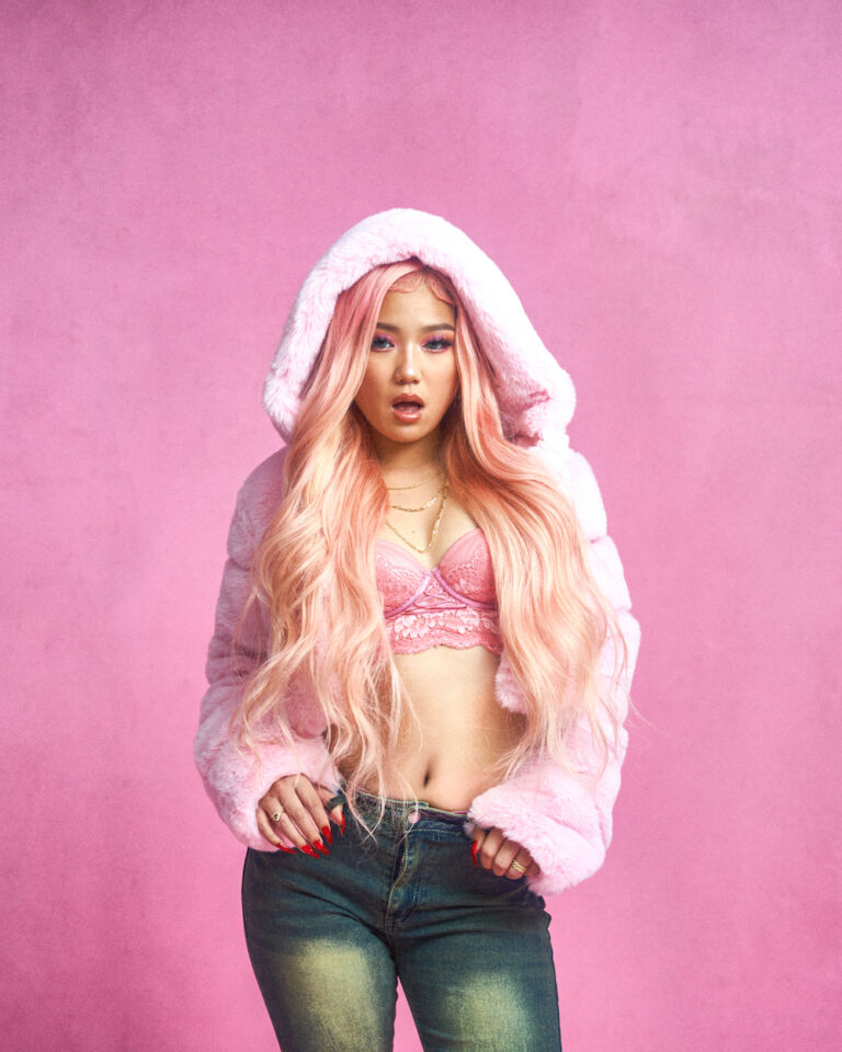 LANA、およそ4ヶ月ぶりの新曲「99」リリース ＆ MVプレミア公開 - Spincoaster (スピンコースター)