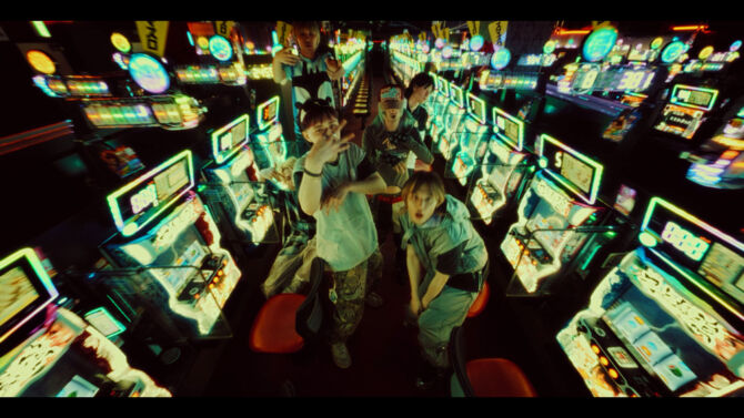 STARKIDS、Spikey Johnとの2作目となるMV「DOPAMINE」公開