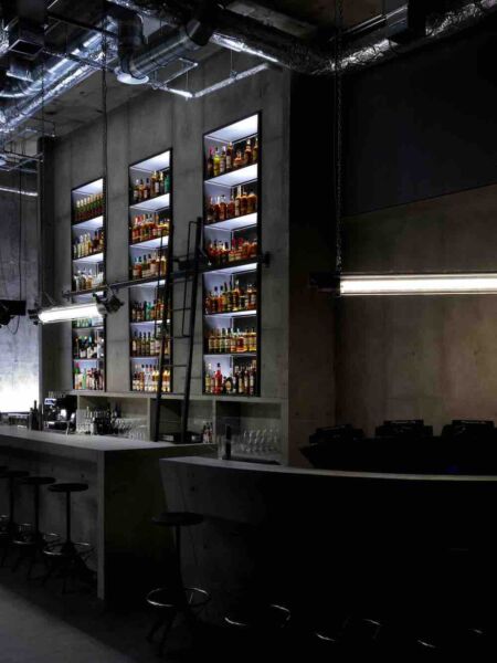 音響とお酒にこだわり抜いたDJバー「BAR Inc」が大阪・心斎橋に誕生 OPイベントに瀧見憲司、CYKら