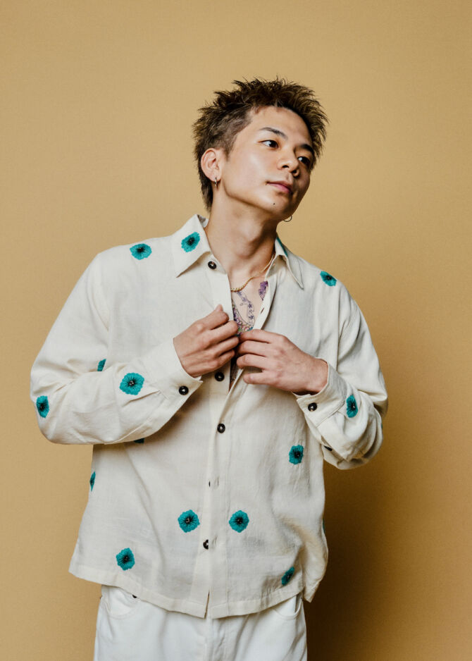 AZU、自身初のアルバム『Aurora』リリース発表 客演にDADA、柊人、YOLO参加