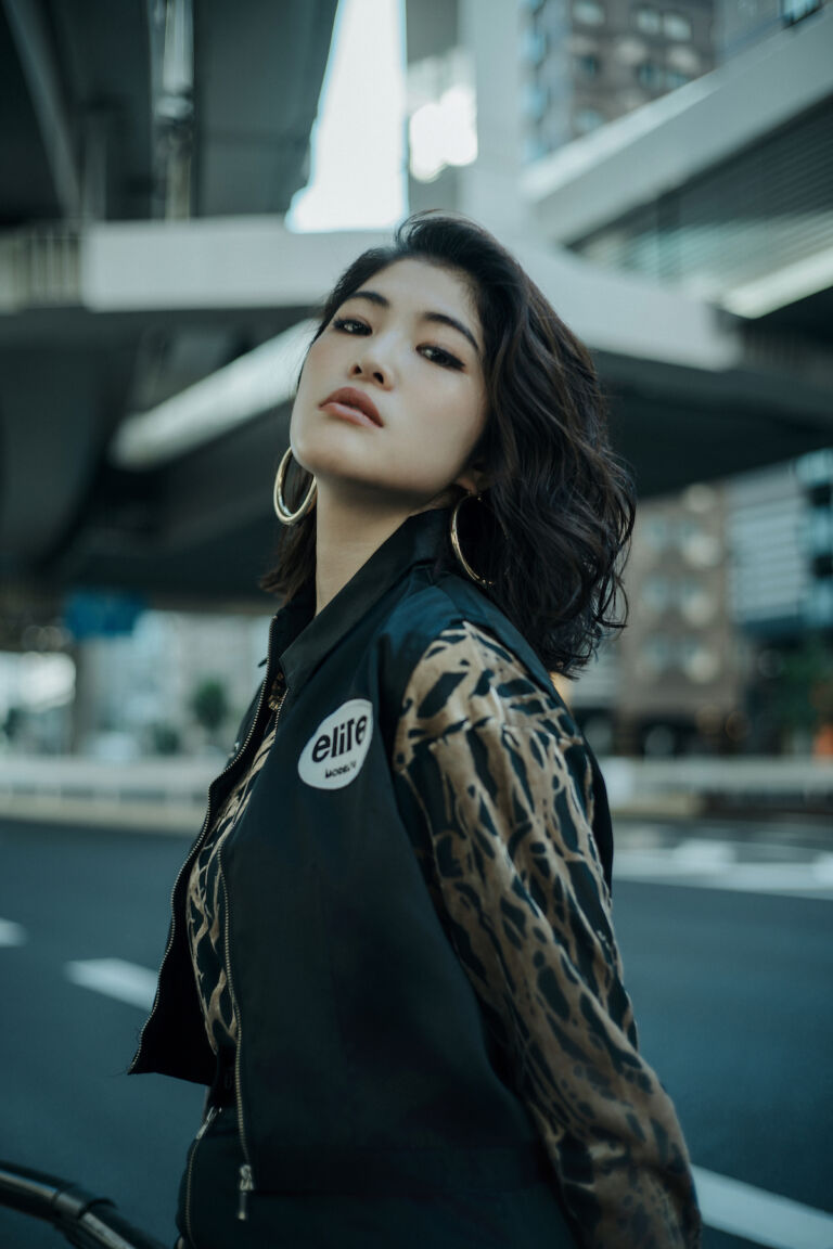 【INTERVIEW】MoMo ｜ デビューまでの長い道のり、自身の痛みや弱さも表現した2nd EP制作背景