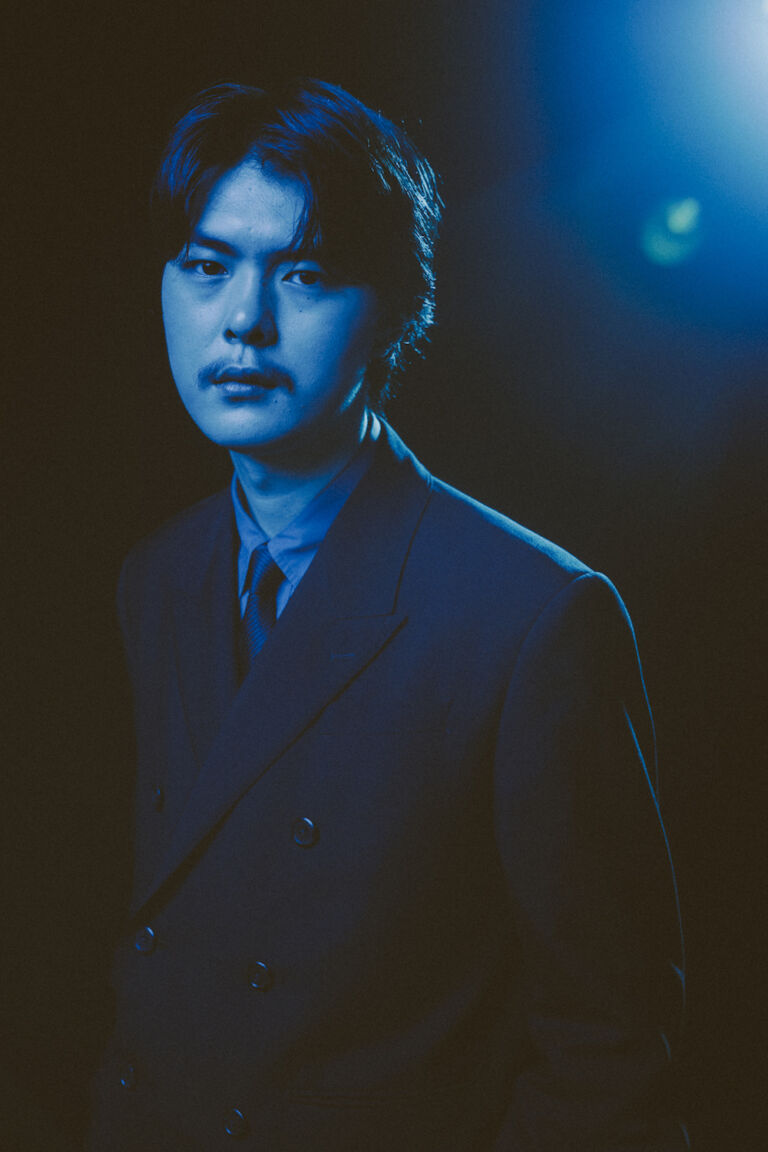 【INTERVIEW】luv ｜ ゆるい姿勢と鋭い感性。結成わずか1年でメジャーデビューを果たした新星バンドの魅力