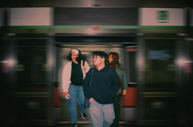 米SSW・JVKEの「golden hour」を藤井風がリミックス - Spincoaster (スピンコースター)