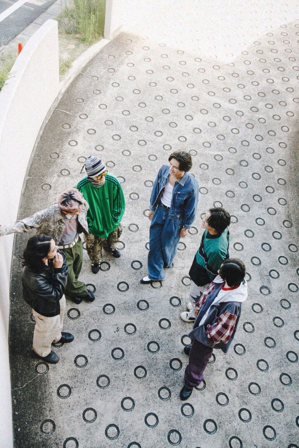 【INTERVIEW】急速に規模を拡大する“台風の目” Billyrrom、待望の1stアルバムを語る